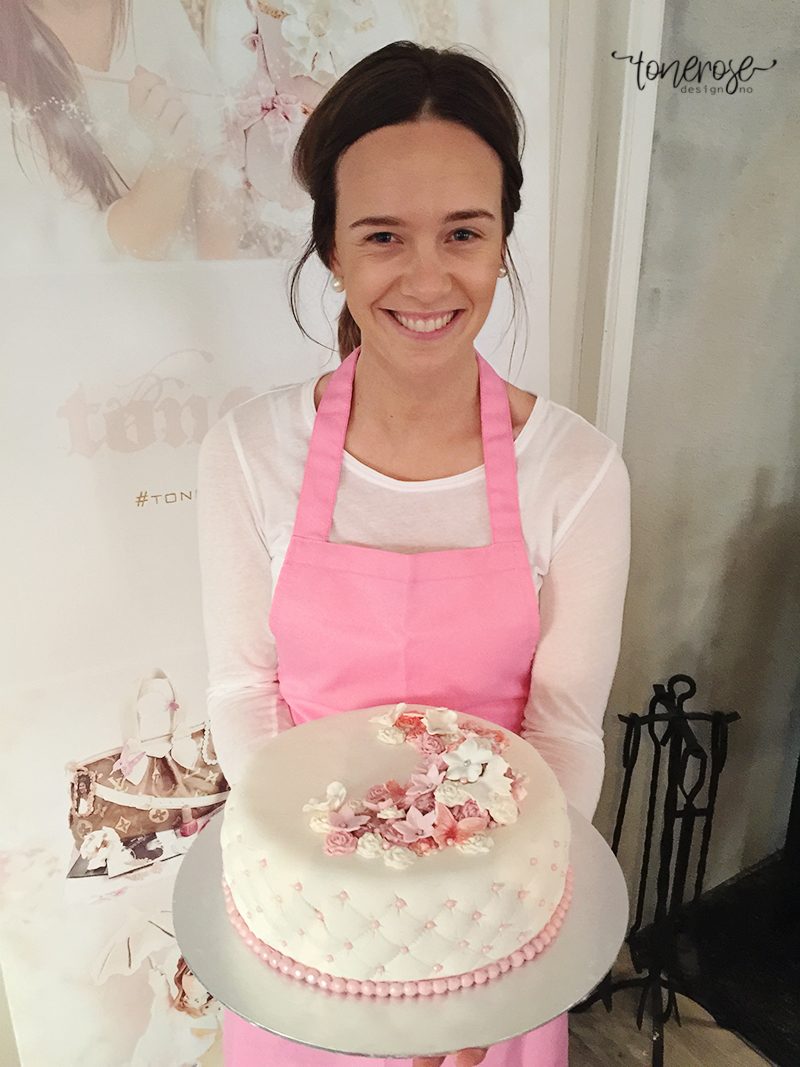 kakekurs tonerose design lær å pynte kake kurs pyntekake balsam kurs ...